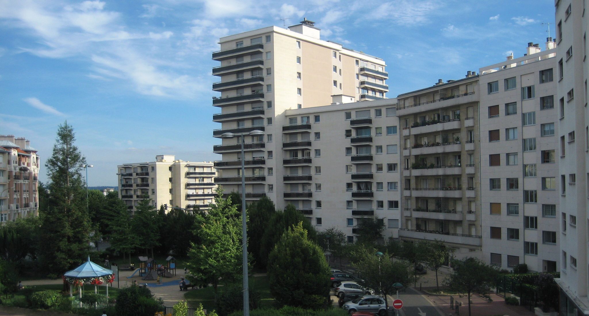 Logement : 57% des Africains subsahariens vivant en France bénéficient ...